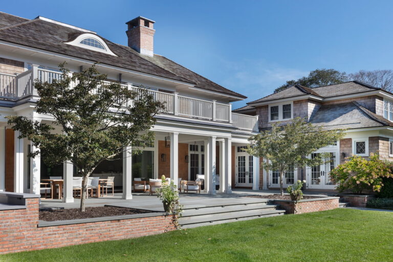 House in the Historic Village - Austin Patterson Disston